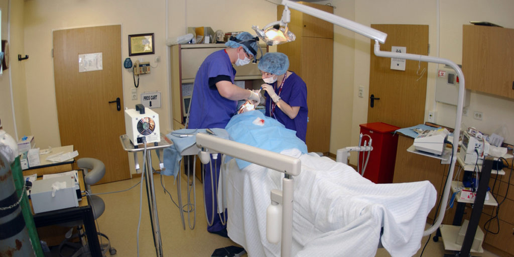 Discover The Advanced Methods Of Tooth Extraction - Keep 28 Dental